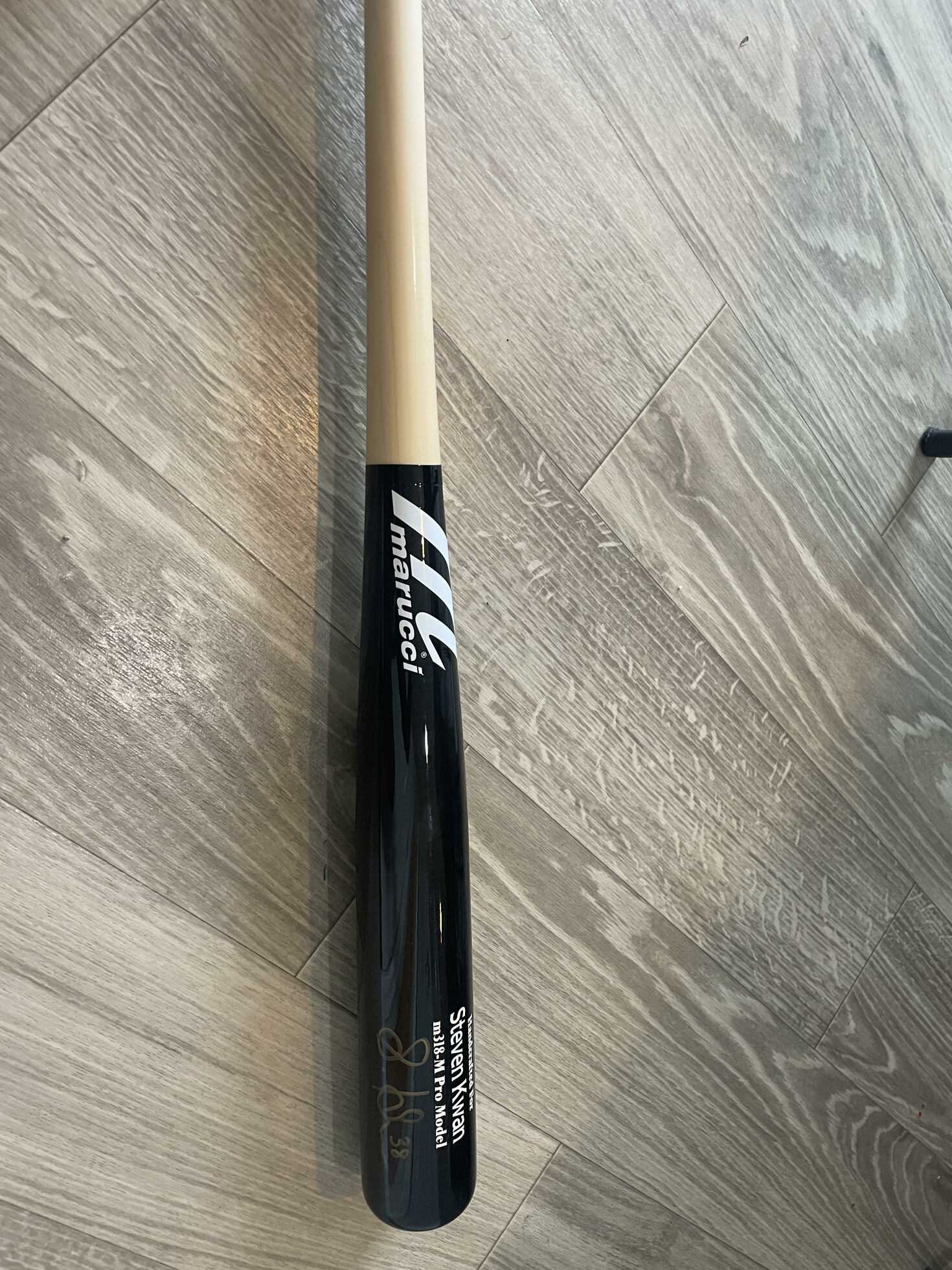 Steven Kwan Rookie Year Signed Bat - Celebrity Bartender 2022